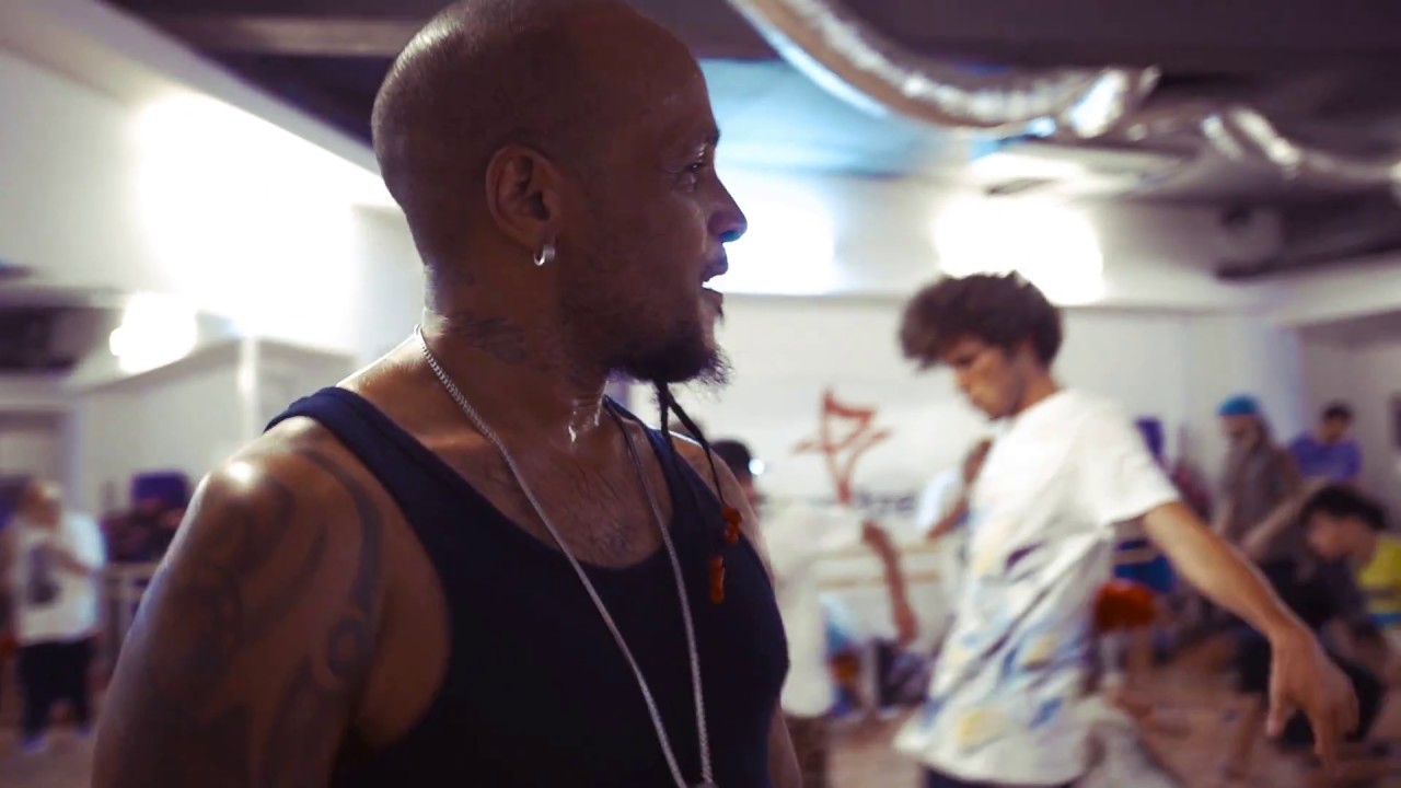 Alien Ness (MZK | USA) - A Legendary Workshop - YouTube