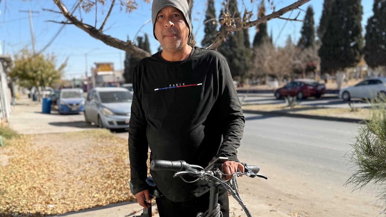 El Tony ya anda en bici ELÉCTRICA - YouTube