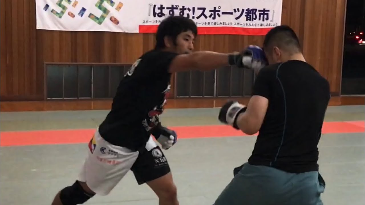 Striking | Professional MMA fighter vs. Legendary man | Saito Kaikan ...