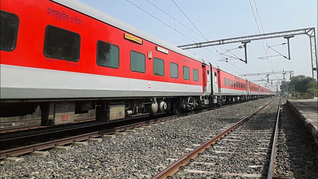 DANGEROUS RED TRAIN & SPEED ACTION - YouTube