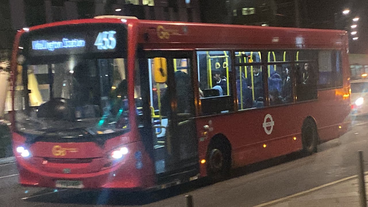 ADL Enviro200 Go Ahead London 191 YY13VKR Route 455 Wallington Station ...