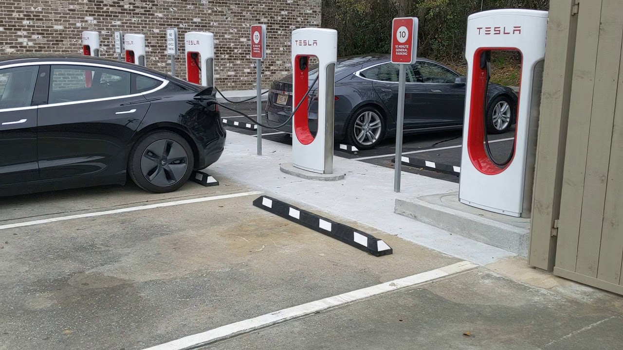 First Tesla Supercharger v3 charge in Metter, Georgia - YouTube