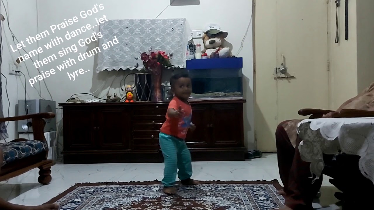 Issac started dancing - YouTube