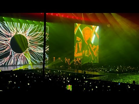 ATEEZ The Ring + HALA HALA - The Fellowship: Break The Wall Hamilton 221202