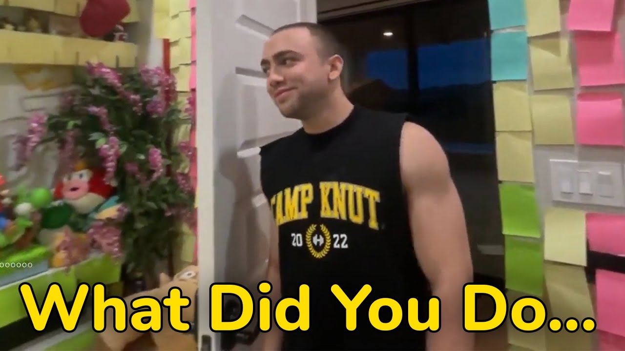 Mizkif's First Reaction To Seeing His New Room... - YouTube