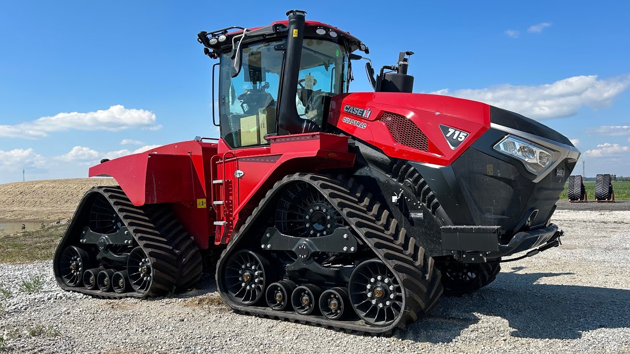 Case IH 715 Quadtrac Walk Around - YouTube