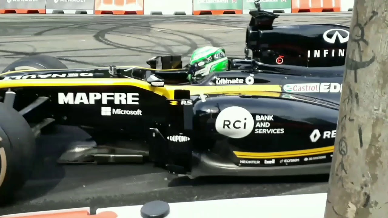 Formula 1 Renault V8 at Ibirapuera, Sao Paulo, Brazil - YouTube