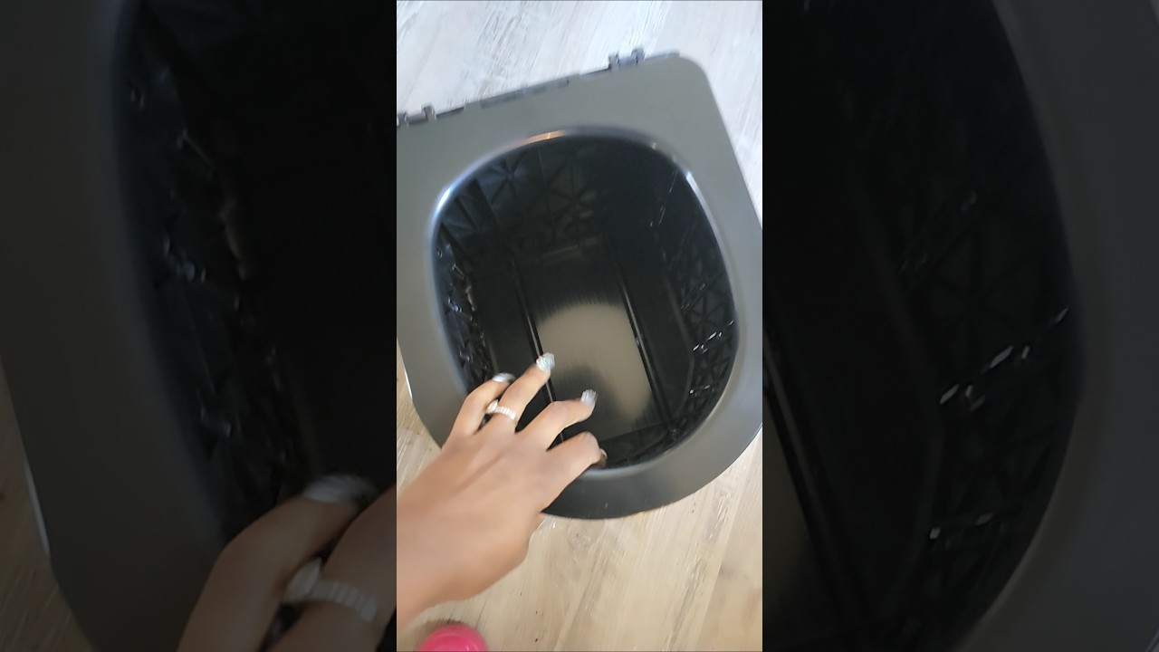 HOW TO PUT A PORTABLE TOILET TOGETHER IN 60 SECONDS ! SUPER EASY ...