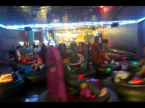 Itz Pizza Bumper Cars - YouTube