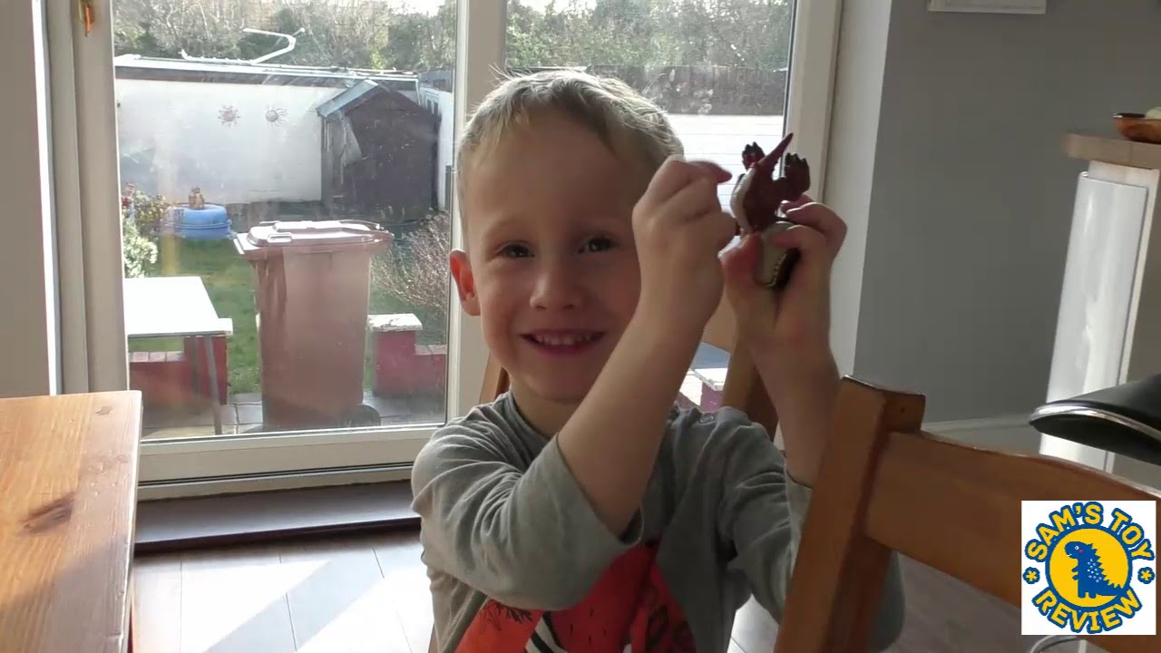 Jurassic world snap squad dino figures - YouTube