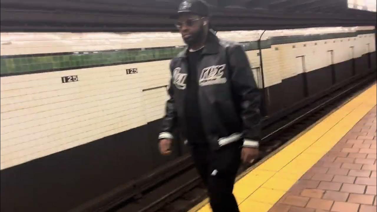 A, C and D trains at 125th Street - YouTube