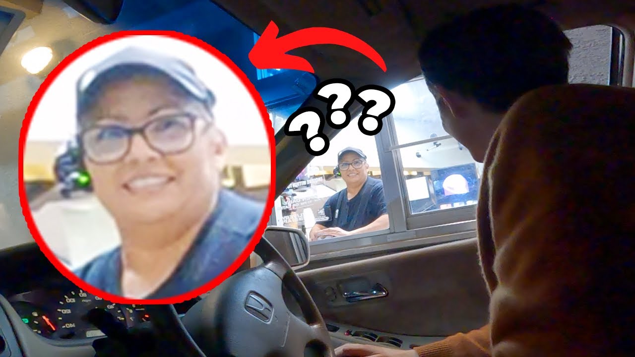 Guy Speaking Fluent Spanish, Surprises Employees - YouTube