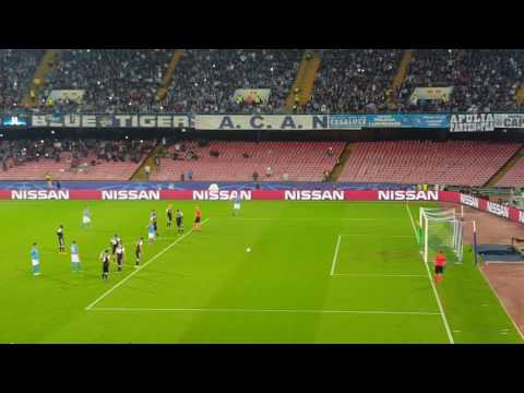 FABRİ PENALTI KURTARIYOR TARAFTAR FABRİ NAPOLİ BEŞİKTAŞ