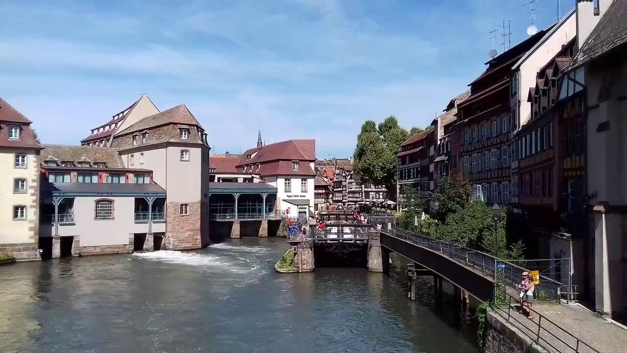 Visite de Strasbourg en Petit Train de la Cathédrale à la Petite France ...