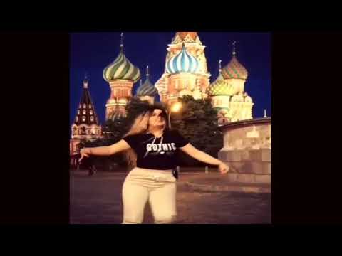 Super Reqs Gozel Xanim - Sene Gore - Красивая Девушка Круто Танцует - Super Dance Show