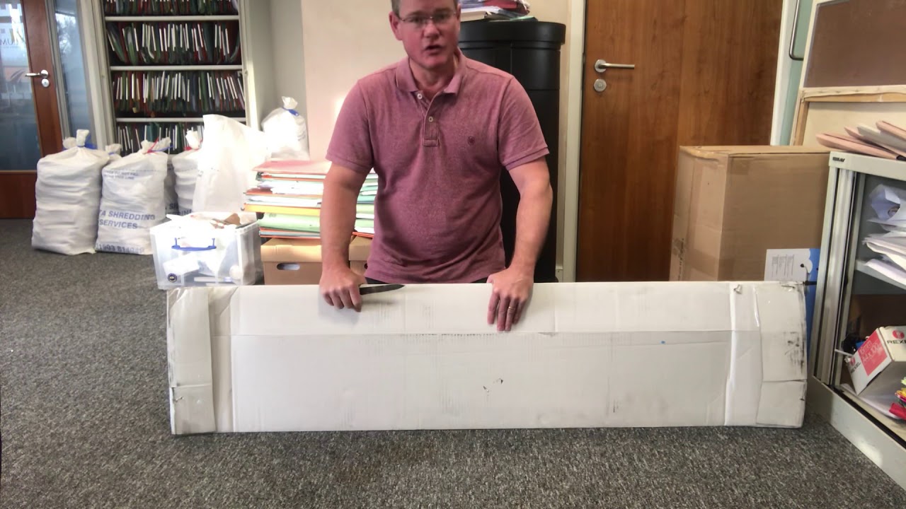 Donek Ryan Knapton Twin 2019 custom snowboard unboxing - YouTube