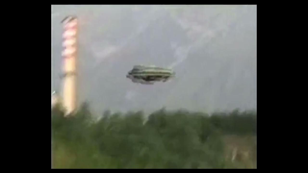 UFO 2003 ITALY Montereale - YouTube