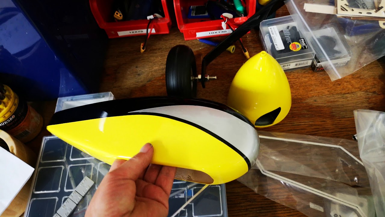 Pilot-rc bulldog byggevlogg nr 1 - YouTube