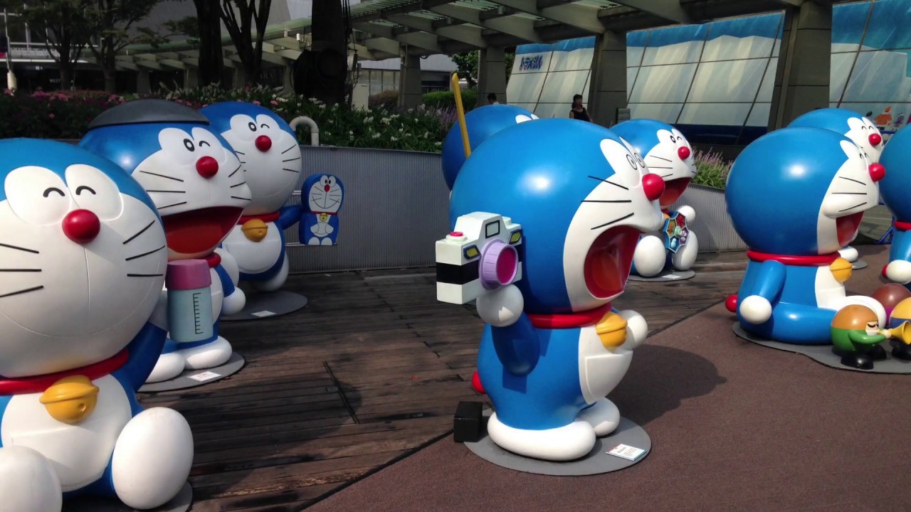 It is free - you can take photos with DORAEMON in Tokyo - YouTube