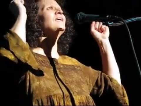 Eva Marton-Eva Alegria- Magyarorszag_.wmv - YouTube