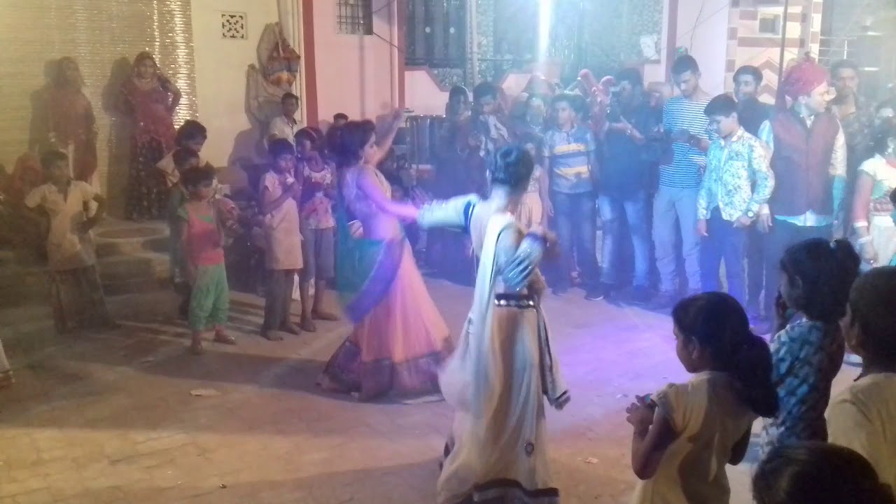 danc in bandoli - YouTube