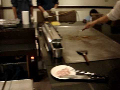 Grease-laden air concentration test (Fancy Teppanyaki griddle) - YouTube