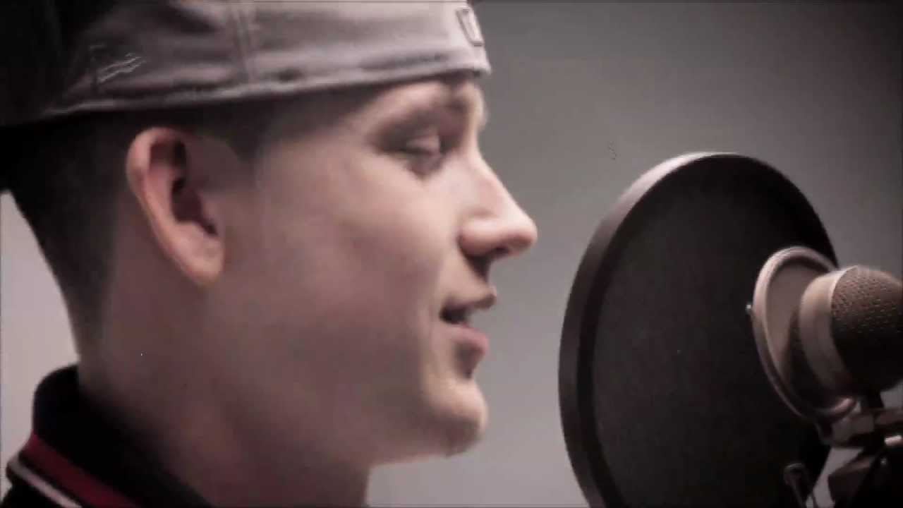 DRU BLU (FT. MAD MITCH) - PREMIERSHIP DREAM TEAM 2011-12 - YouTube