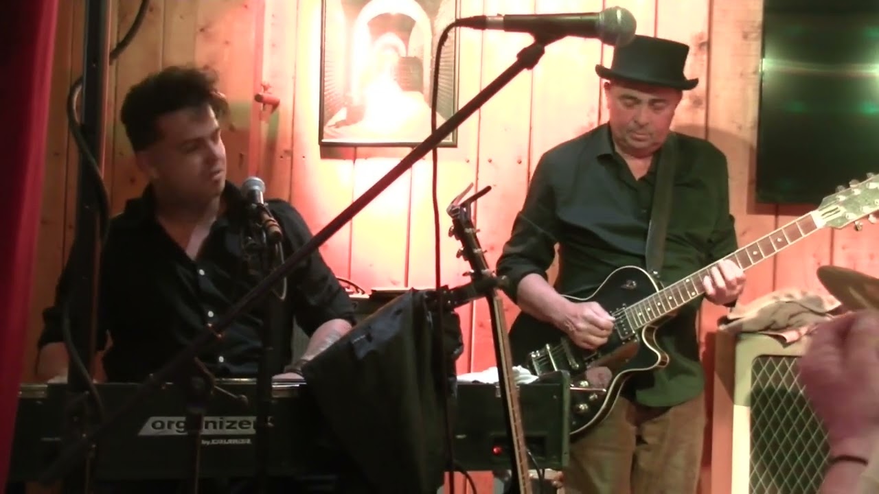 Andy L. Hawkins en concert au Trou du Fût à Saint-Nazaire le 06 mai ...