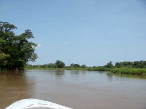 Navegando en el Rio Ulua - YouTube