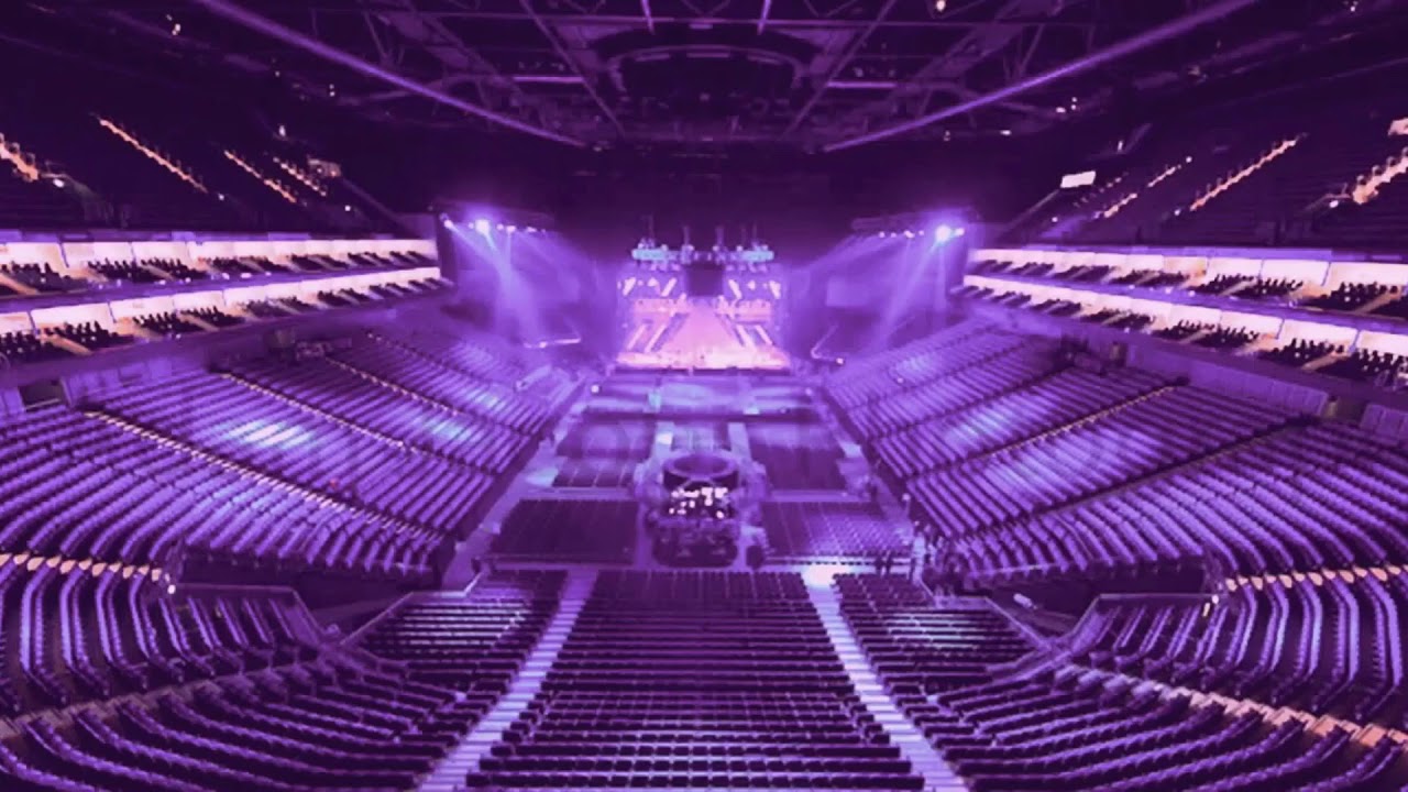 BLACKPINK - Whistle but you’re in an empty arena - YouTube