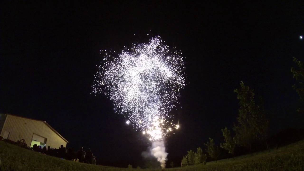 2016 redneck fireworks by Wade and Thomas - YouTube