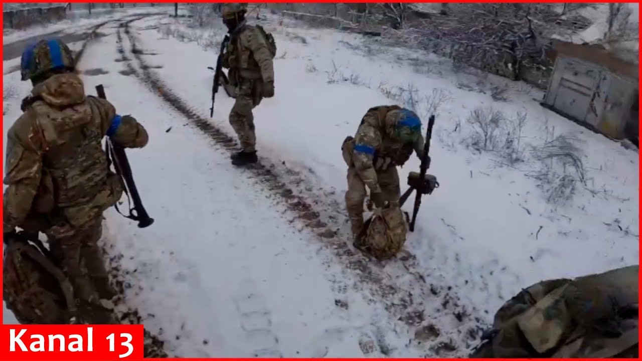 Combat footage of Ukrainian fighters outside of the occupied Avdiivka ...