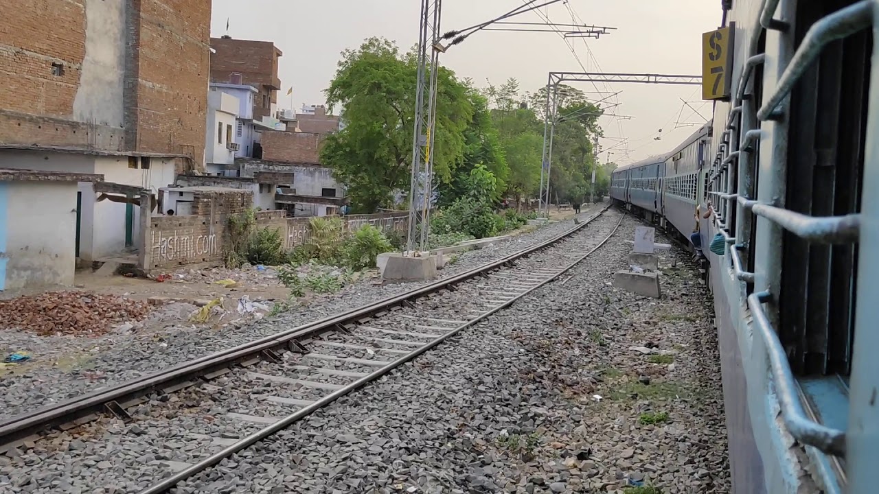 Lichchavi Express 14006 #Lichchaviexpress - YouTube