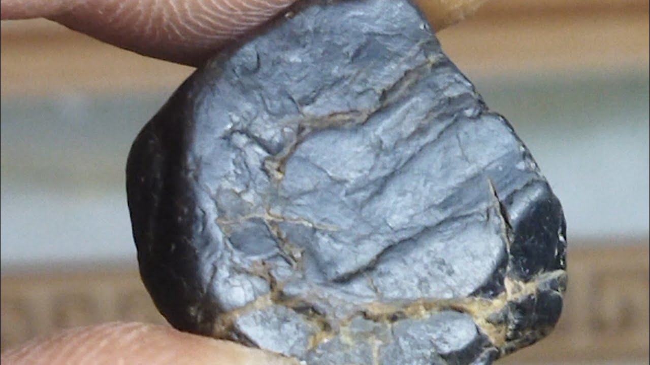 Black diamond meteorite - YouTube