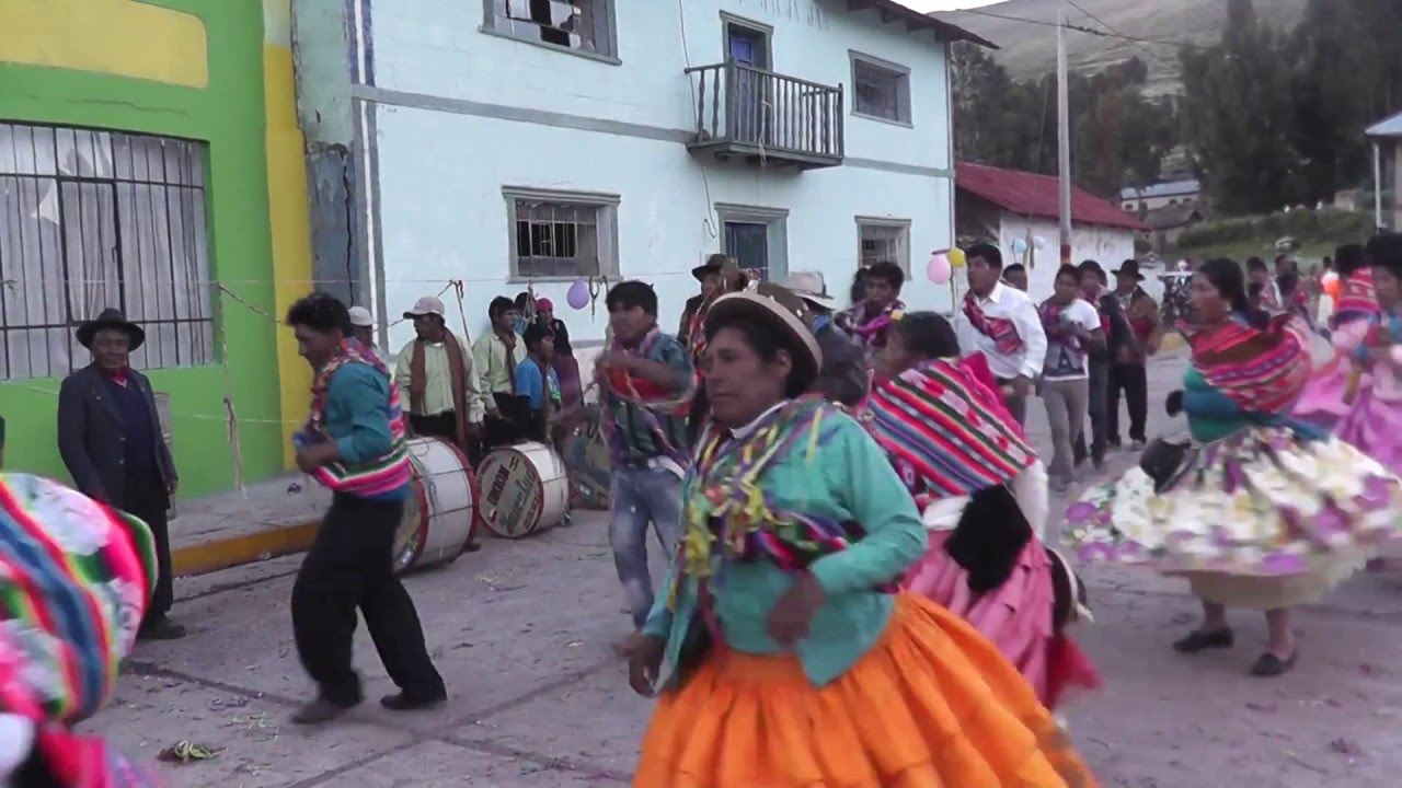 TARKADA CARNAVALES JACHA JAA - MOHO PUNO, 2014 - YouTube