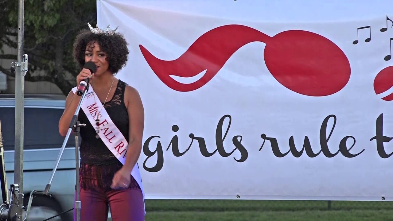 Marlena Johnson sings at Girls Rule Tour - YouTube