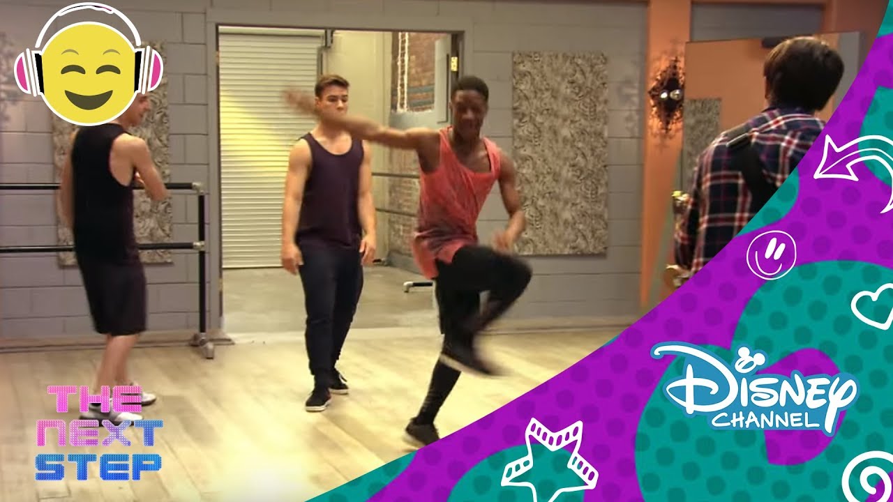 The Next Step : Improvisando | Disney Channel Oficial - YouTube