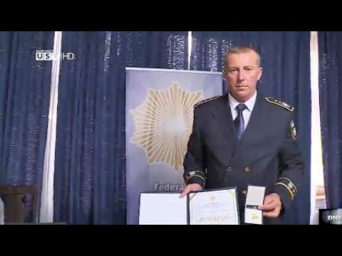 Dodjela zlatne policijske značke - YouTube