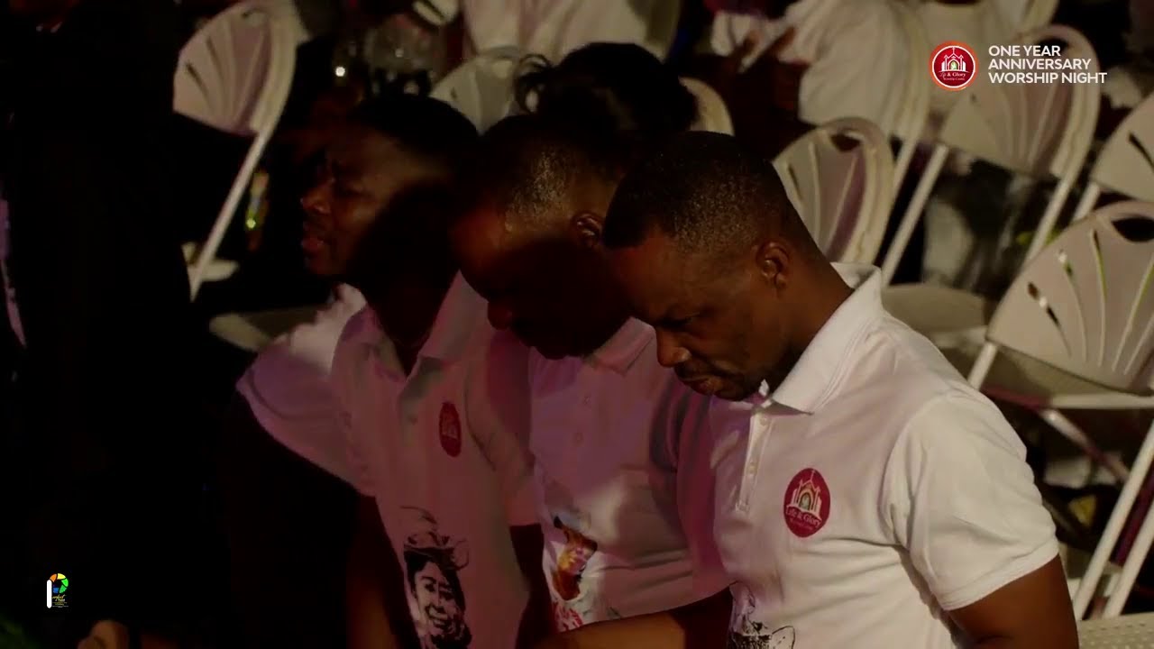 Pure Worship Experience with KOFI ASANTE - YouTube