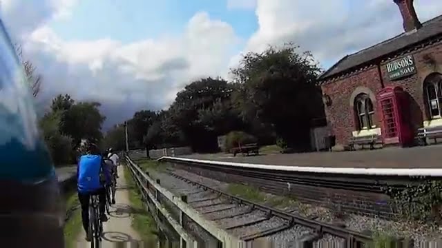 A cycle ride from Willaston to Neston. - YouTube