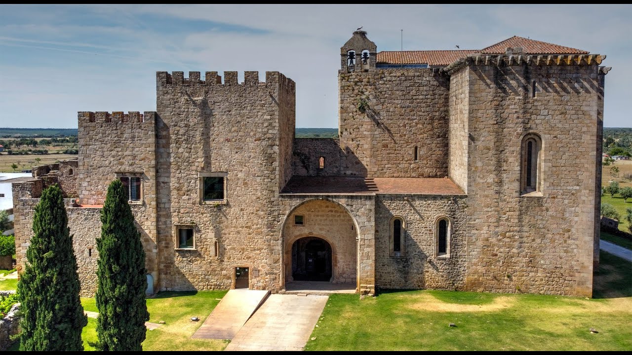 Mosteiro de Santa Maria de Flor da Rosa - Crato - YouTube