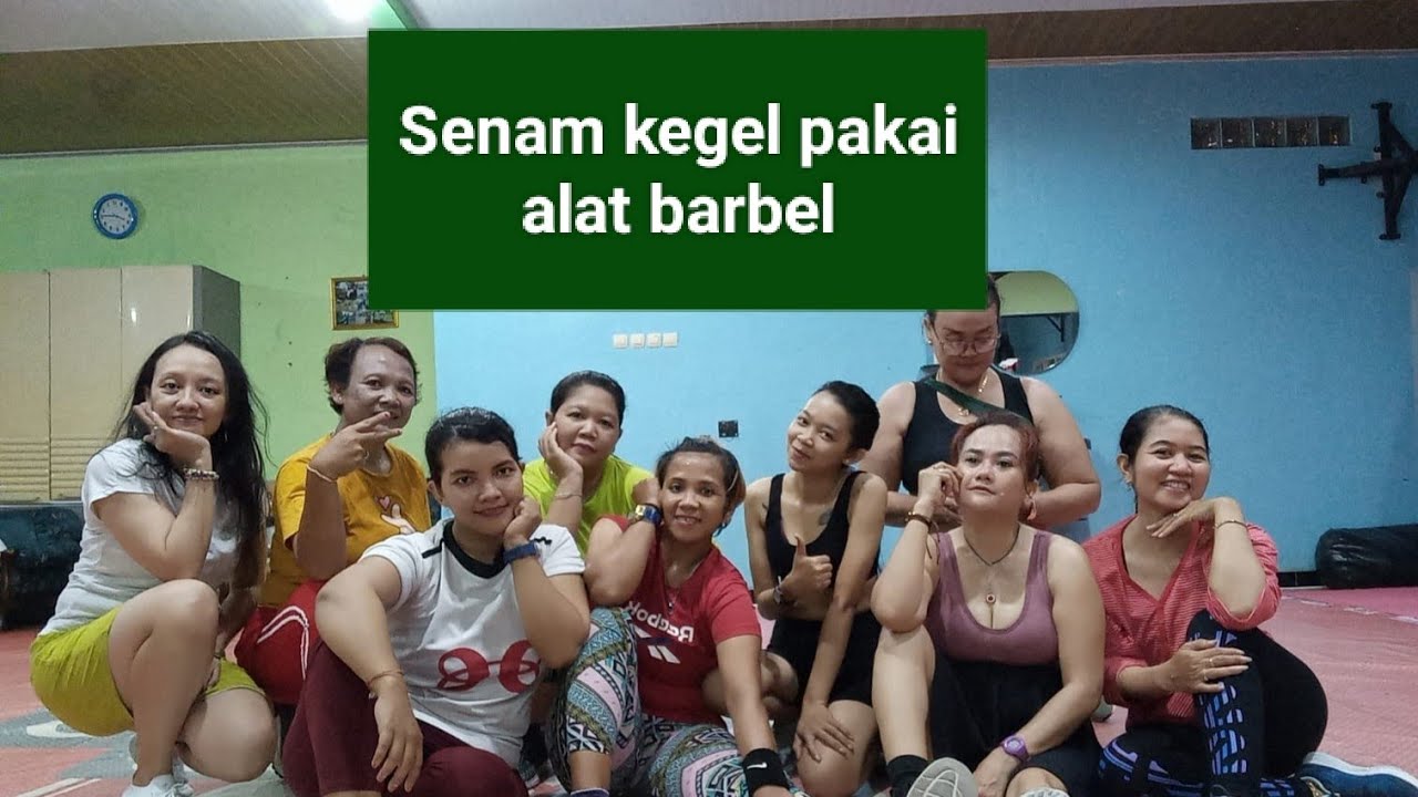 Pakai alat barbel pembentukan badan senam kegel 💪👯🙏 - YouTube