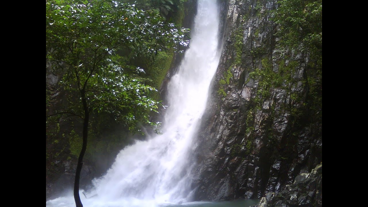 Air Terjun Martin Billa, Terbesar di Kalimantan Utara / The Biggest ...