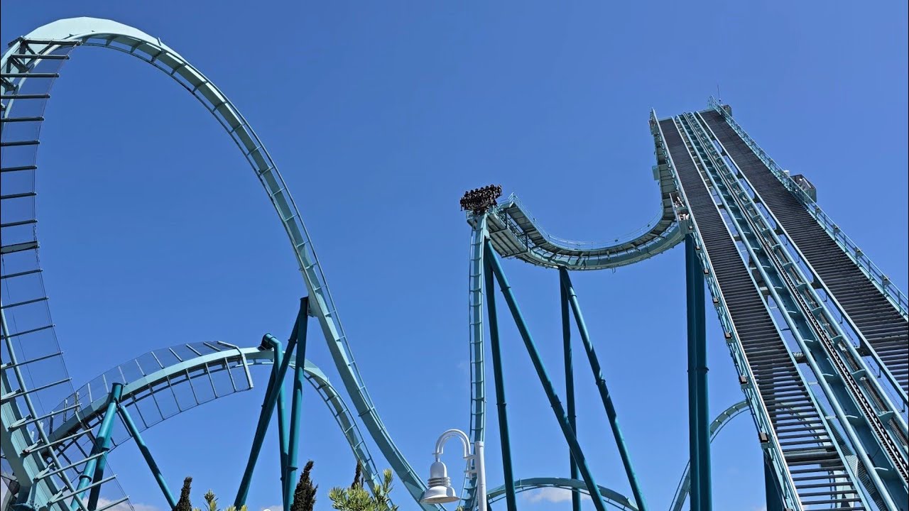 Emperor dive coaster (off ride) at Sea World San Diego (March 29th ...