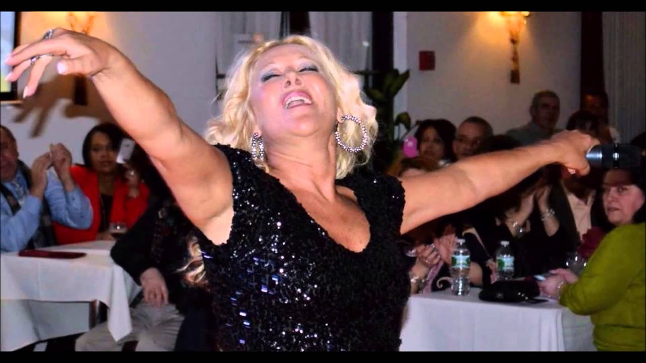 Maria Lisboa... Maozinhas no ar - YouTube Music