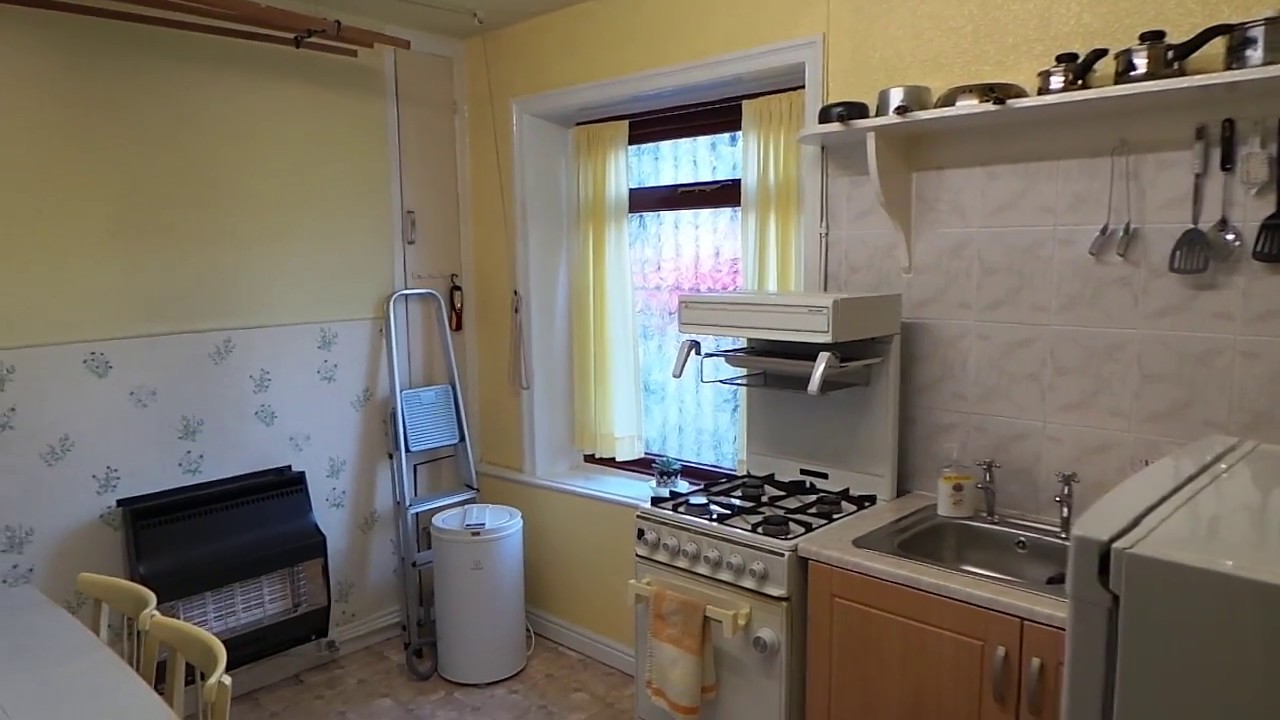 452, Gibbet Street, Halifax, HX2 0AX - YouTube