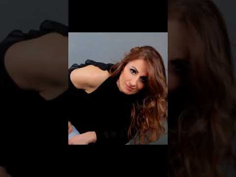 Burçak Kaya - Dağlar Bana Yavrumu Ver