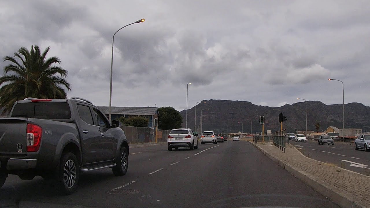 LAVENDER HILL DRIVING TO POLLSMOR PRISON IN TOKAI - CAPE TOWN. - YouTube