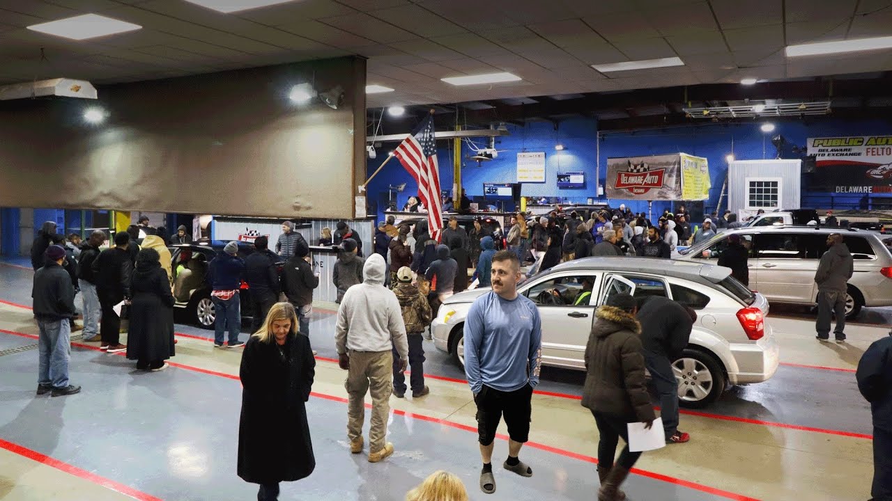 Checking Out The Local Auto Auction!! - YouTube