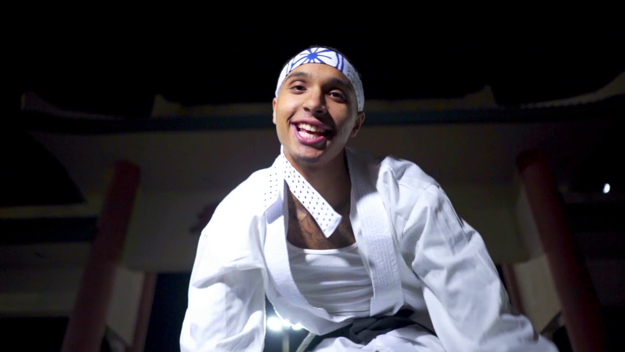 JoJo Man- Cake Walk - YouTube